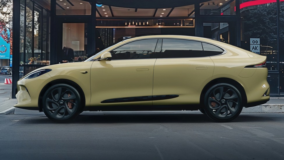 全新智己LS6轿跑SUV上市：支持四轮转向/提供准900V，21.69万元起_凤凰网