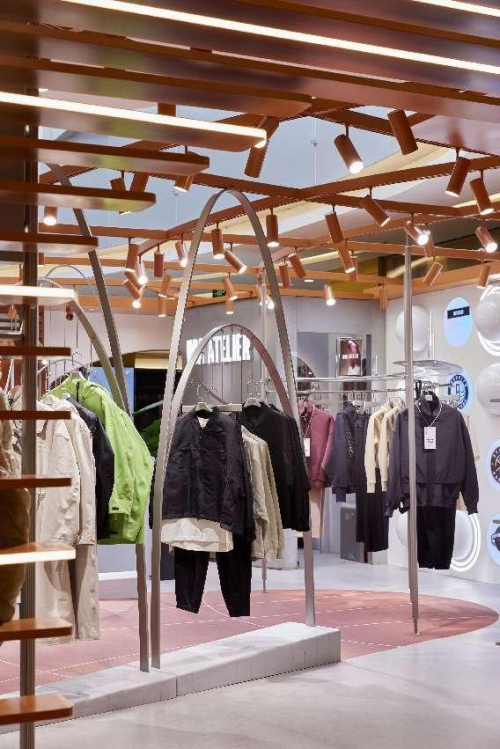 NBA ATELIER首秀亮相三里屯太古里——限时快闪店盛大启幕，引领运动美学新风潮！_凤凰网