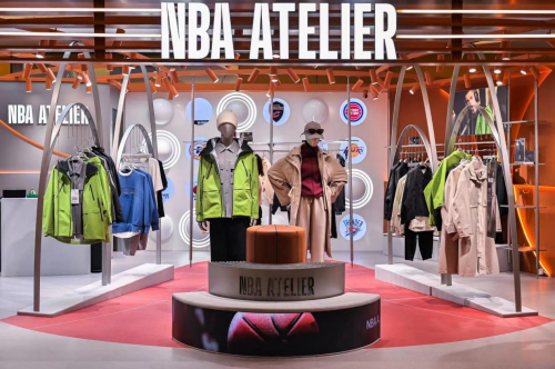 NBA ATELIER首秀亮相三里屯太古里——限时快闪店盛大启幕，引领运动美学新风潮！_凤凰网