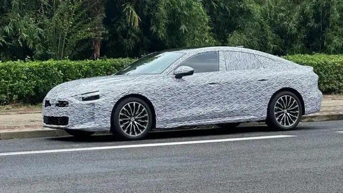 奥迪A5L路测图曝光，上汽奥迪能否成功让BBA的34C升级为35C？_凤凰网