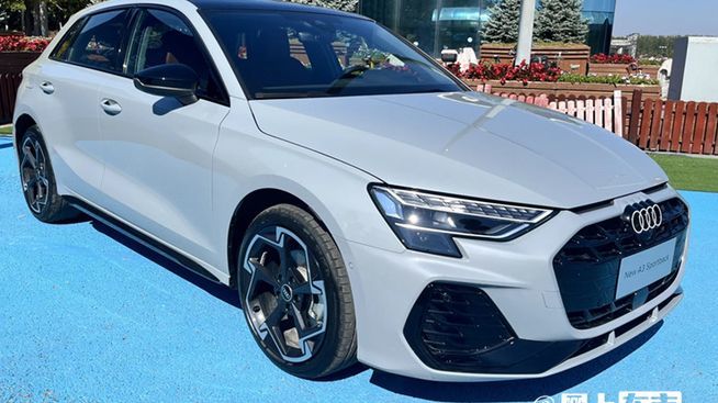 全系降1万！奥迪新A3限时16.59万起 升级1.5T配置更强_凤凰网