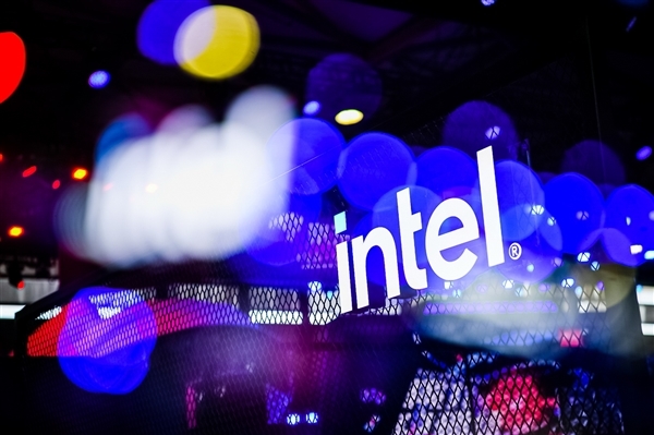 重要到不能倒！美国考虑抢救Intel：进一步提供额外援助_凤凰网