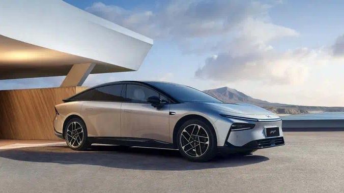 18.68万元起，小鹏P7+正式上市！全系配高阶智驾+800V，双层车尾_凤凰网