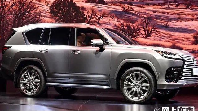 官方降价！雷克萨斯LX700h售125万起 搭3.5T V6混动_凤凰网