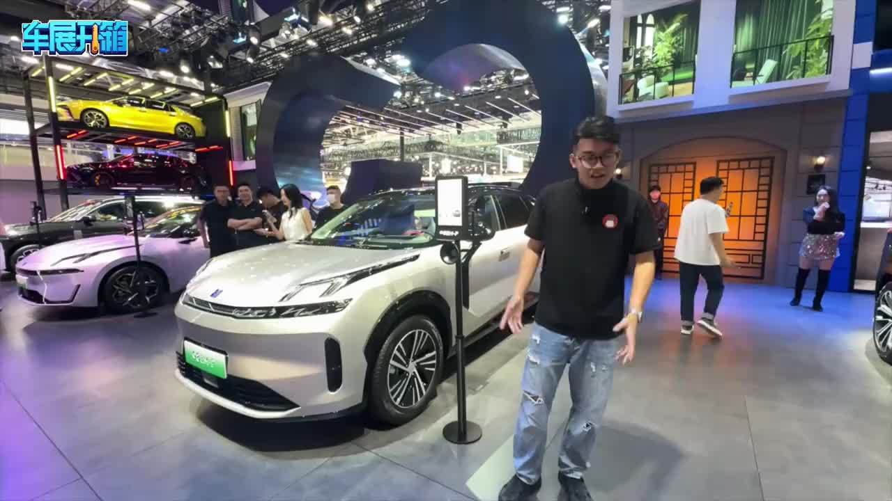 实拍领克08 EM-P，想要高性能、低油耗，它都有_凤凰网视频_凤凰网