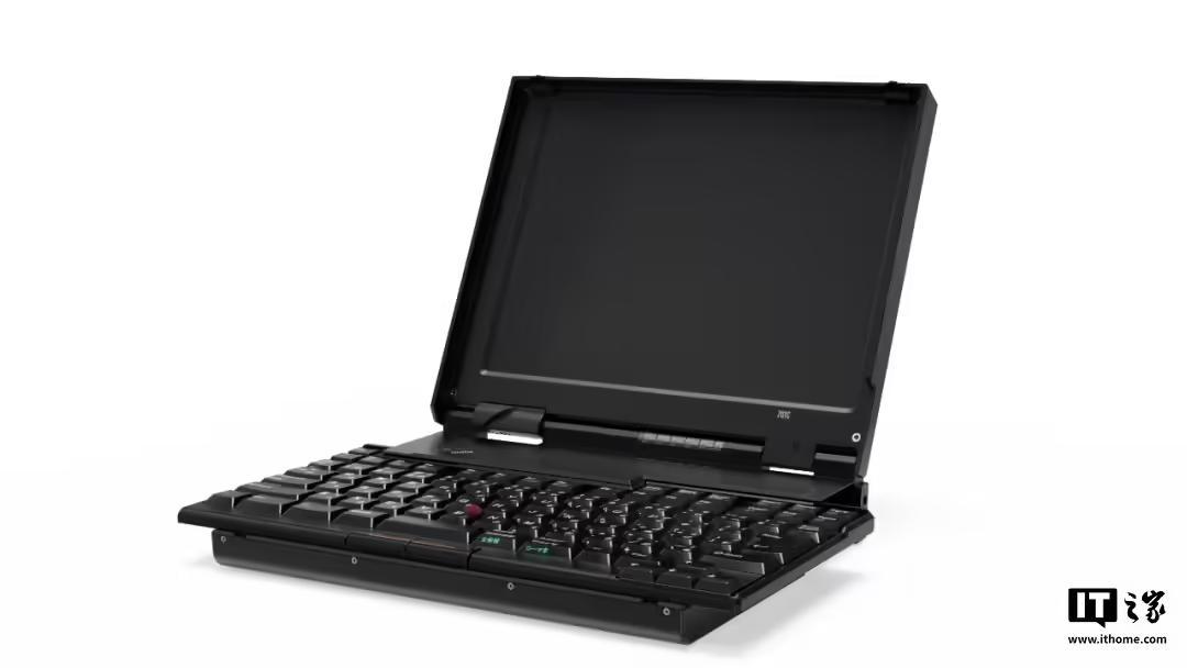 联想展示“AI定制”1995年经典款ThinkPad 701C蝴蝶机_凤凰网