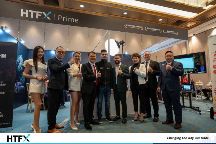 双奖加冕，载誉而归：HTFX在《今周刊》2025台中金融论坛博览会上荣膺双奖凤凰网宁波_凤凰网