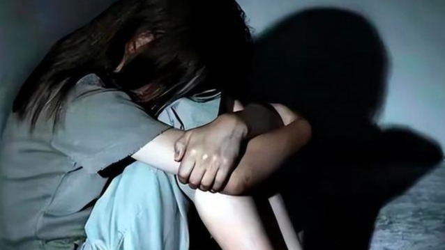 曝12岁女孩感染hpv有半年性生活史,医生上报被反问怎么确定她被性侵了? 凤凰网视频 凤凰网