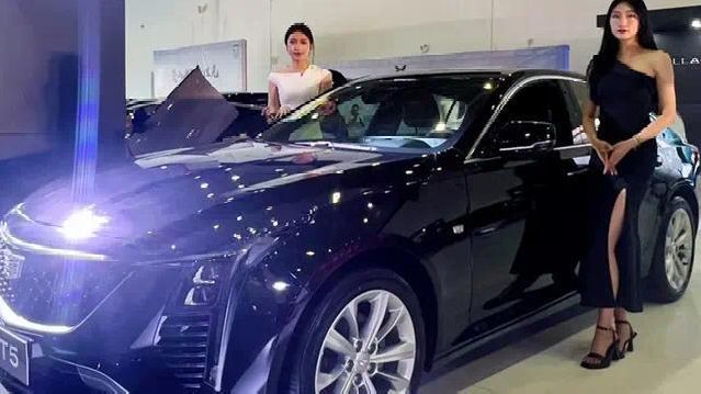 凯迪拉克4S店：CT5月底要改款！推一口价模式！你期待吗？_凤凰网