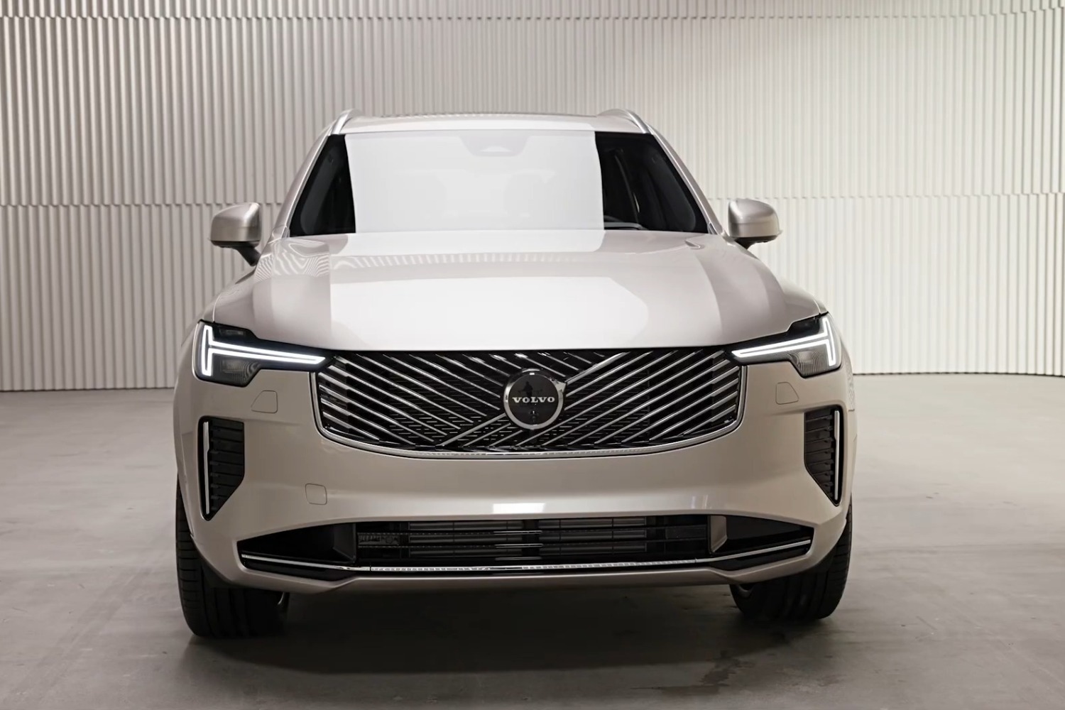 2025年沃尔沃发布7款新车 基于SMA架构打造超级混动SUV_凤凰网