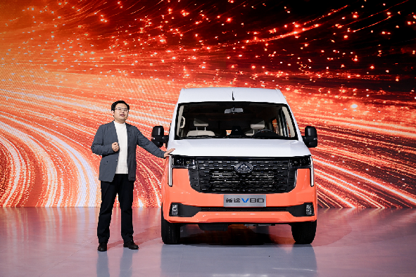 上汽大通新途V80 9AT正式上市，官方指导价14.03万元起_凤凰网