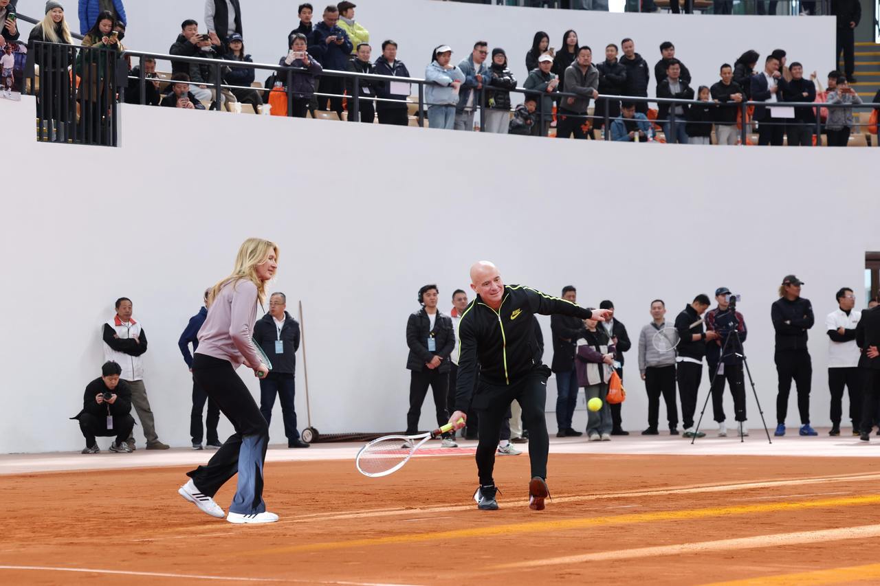 全国最大红土网球中心启用 2025中国网球巡回赛落户湖州凤凰网浙江_凤凰网