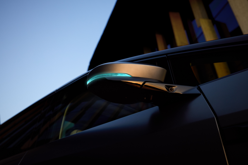 2025款小鹏X9正式上市，35.98万元人民币起售_凤凰网