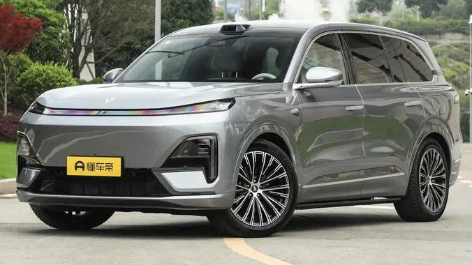 补贴后20.49万起，深蓝S09正式上市！6座大型SUV，配华为驾驶辅助_凤凰网