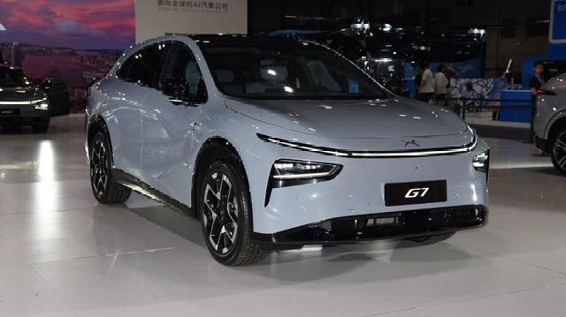小鹏G7正式上市，低价“狙击”小米YU7？_凤凰网