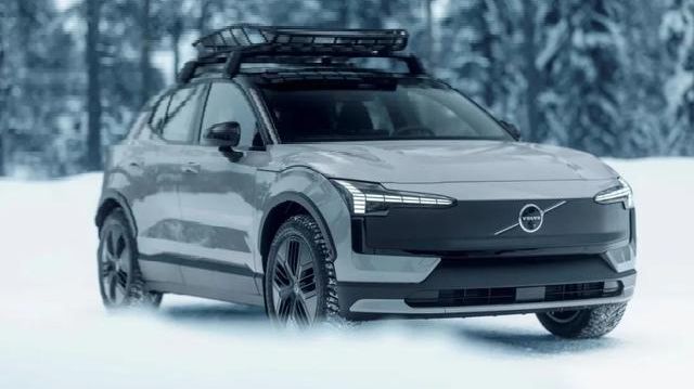 23.38万元，沃尔沃EX30 CC上市：个性十足，性能强大_凤凰网