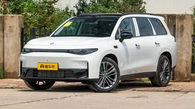 预算20万买台6座SUV，零跑C16、比亚迪唐、东风奕派008，你会选谁_凤凰网