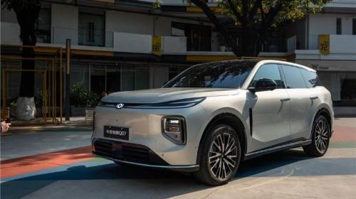 20万内大5座SUV家庭适用性分析：启源Q07 vs 东风奕派eπ008‌_凤凰网