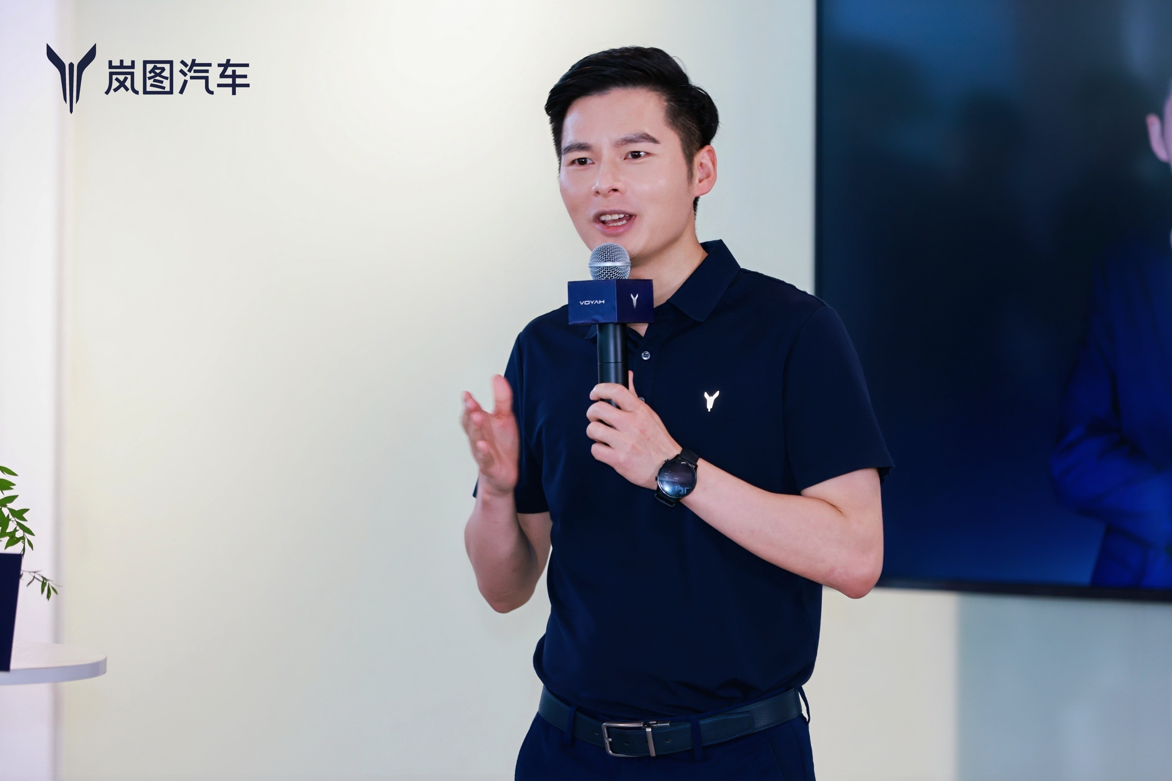 全新岚图知音三电配置首曝！全系将标配800V+5C，推“三电平权”_凤凰网