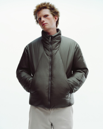 始祖鸟VEILANCE 2025秋冬系列发布_凤凰网