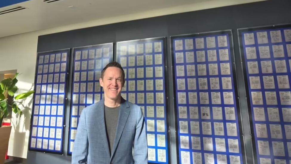AMD 23年老将Jason Banta跳槽高通，将掌舵骁龙X芯片全球销售_凤凰网