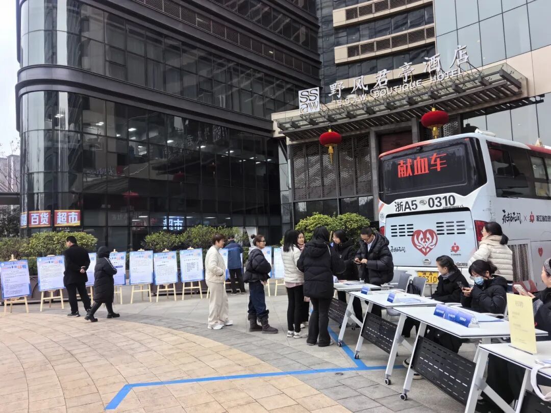 “家门口”招聘会搭起就业“暖心桥” 文晖街道新春专场招聘会启幕__凤凰网