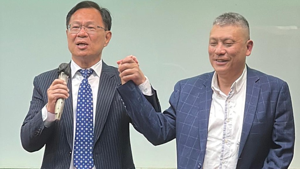 民众党赢了嘉义市“蓝白合”民调，黄国昌赞：高水平的君子之争_凤凰网