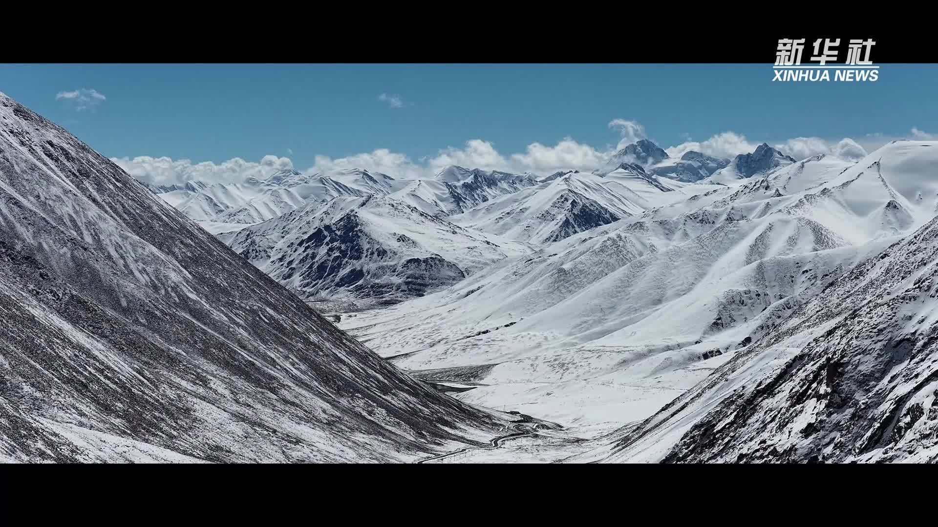 向百年·军事记者走边关丨四月，行走在白雪皑皑的春天里_凤凰网视频_凤凰网